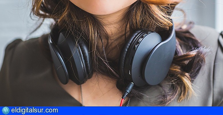 El elevado volumen de la música puede provocar la pérdida auditiva a ...