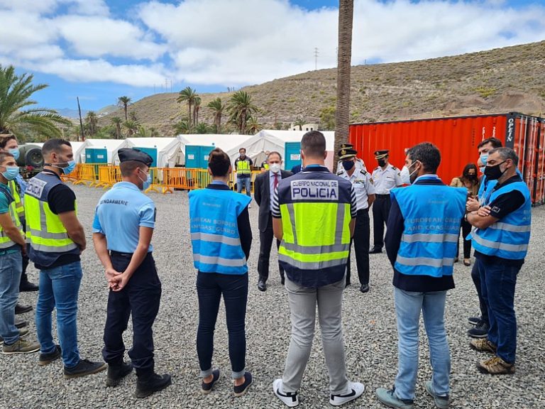 FRONTEX cuenta con 41 especialistas en Canarias, 21 en Gran Canaria, 11 ...