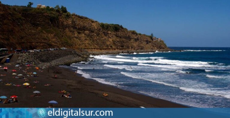 5 Playas de Arena Negra en Tenerife ¡Creadas por Volcanes!