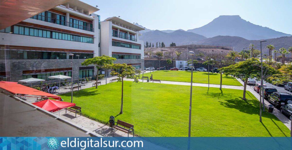 Un programa de formación en Adeje abre las puertas del sector hotelero ...